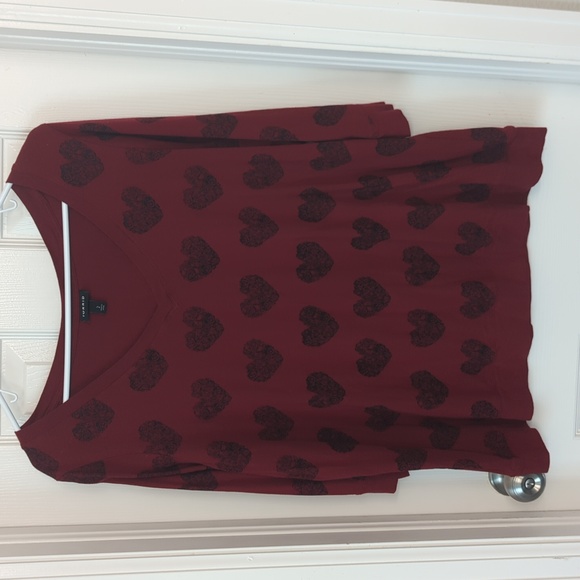 torrid | Tops | Torrid Shirt Red Half Sleeve V Neck Floral Heart ...